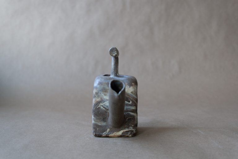 Steve Cho minimalist ceramic pieces of this and that studio