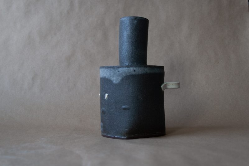Steve Cho minimalist ceramic pieces of this and that studio